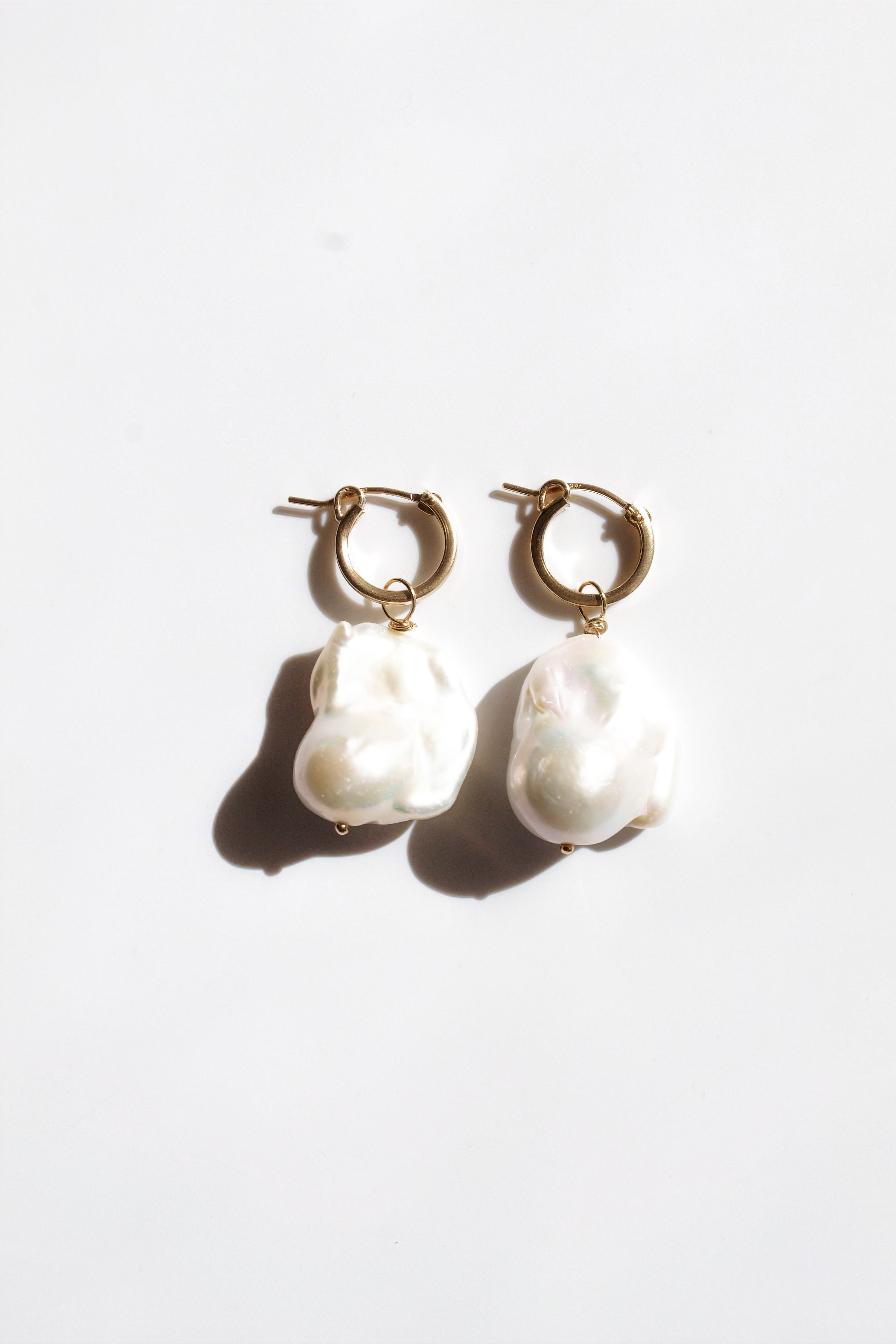 Rinna Baroque Pearl Earrings – Abby Chu